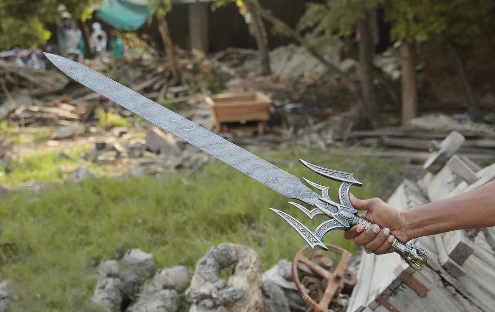 Luciendar Sword of Light – Handmade Damascus Steel Fantasy Blade | TNZ ...