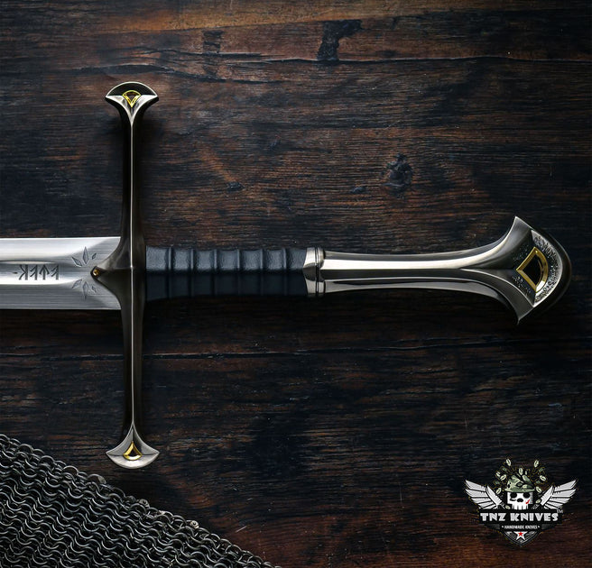 Andúril Sword Replica – King Aragorn's Iconic Ranger Blade for Collect ...